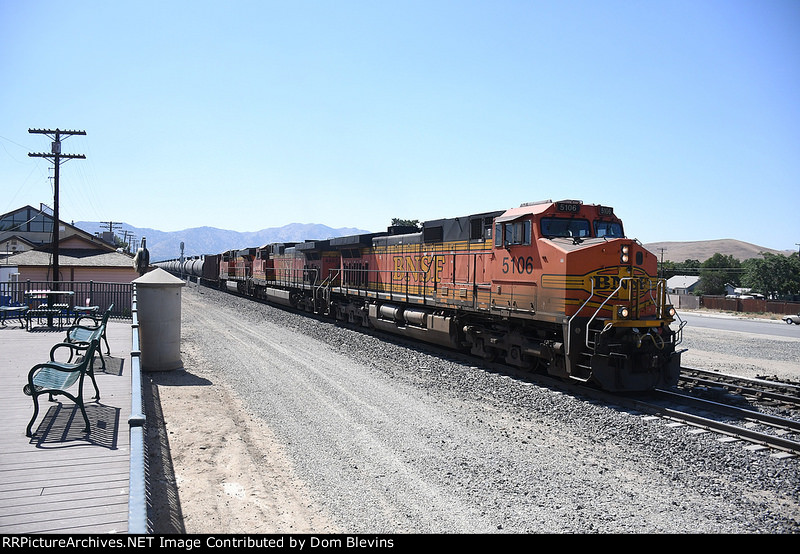 BNSF 5106